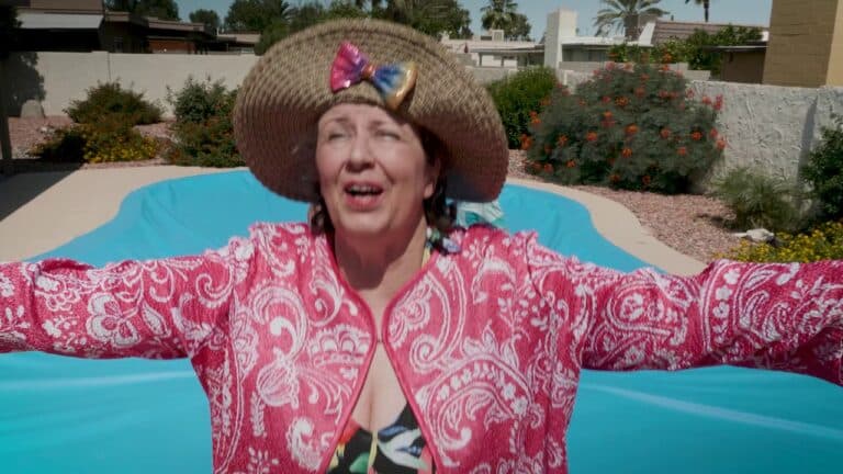 Insulated Thermal Pool Cover | Solar Safe Pool Covers